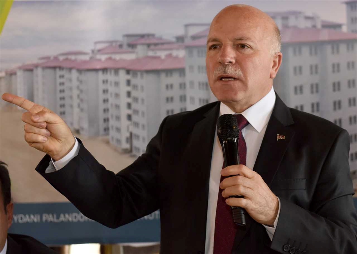 Erzurum'da 160 yıllık "askeri ambar"ın müzeye çevrilmesi için ...