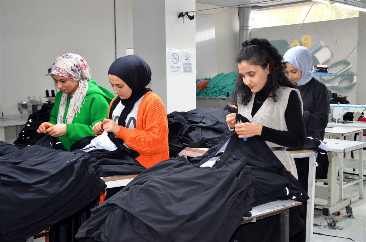 Muş'ta girişimci Ümit Şahin, KOSGEB ve İŞKUR destekleriyle 45 kişiye iş ...